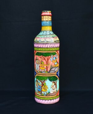 Painting bottles - CRAFTS ODISHA