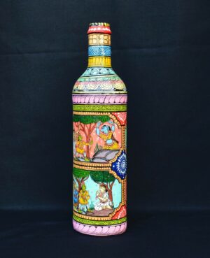 Painting bottles - CRAFTS ODISHA