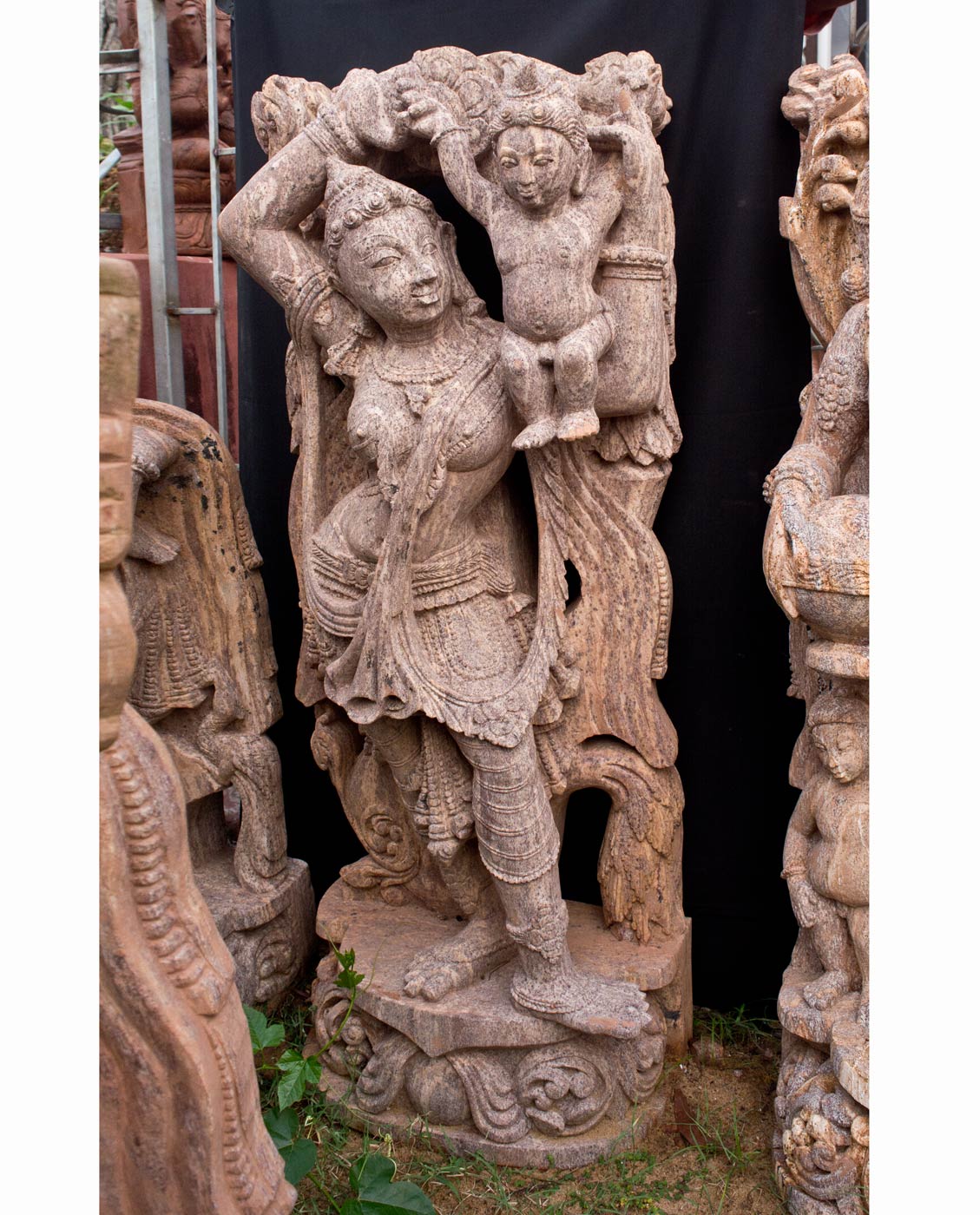 Sandstone Yali lion statue 24 inch | CRAFTS ODISHA